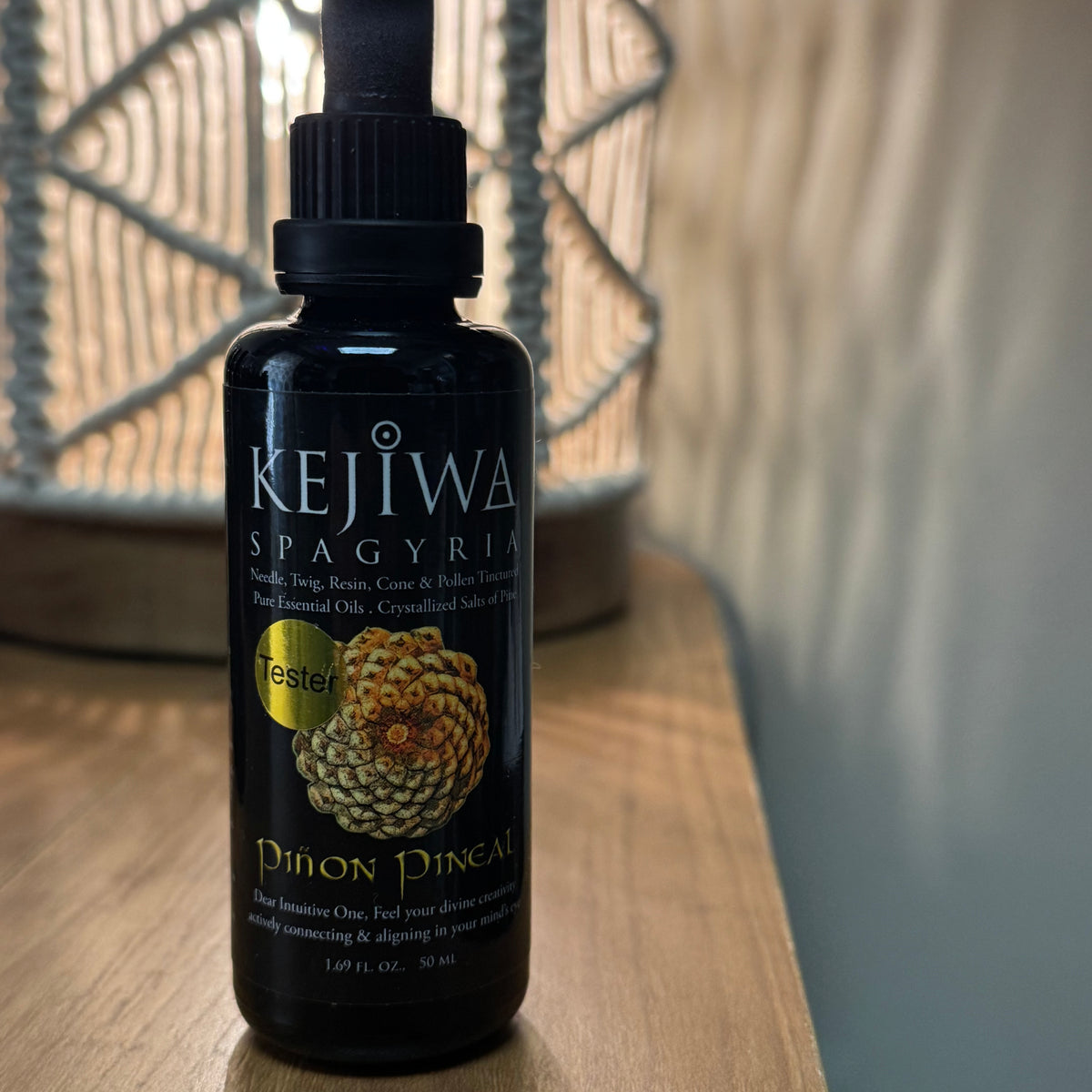 Piñon Pineal Spagyria – The Ancient Moon